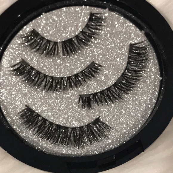 Makeup | Magnetic Lashes Dramatic Style 3 | Poshmark